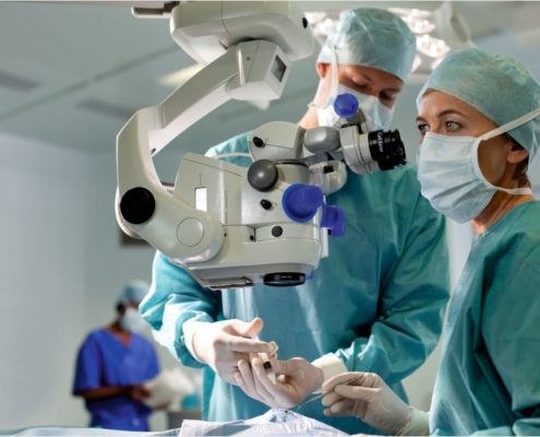 Zeiss OPMI Lumera 700 | Microscopio Quirúrgico | AstaTec